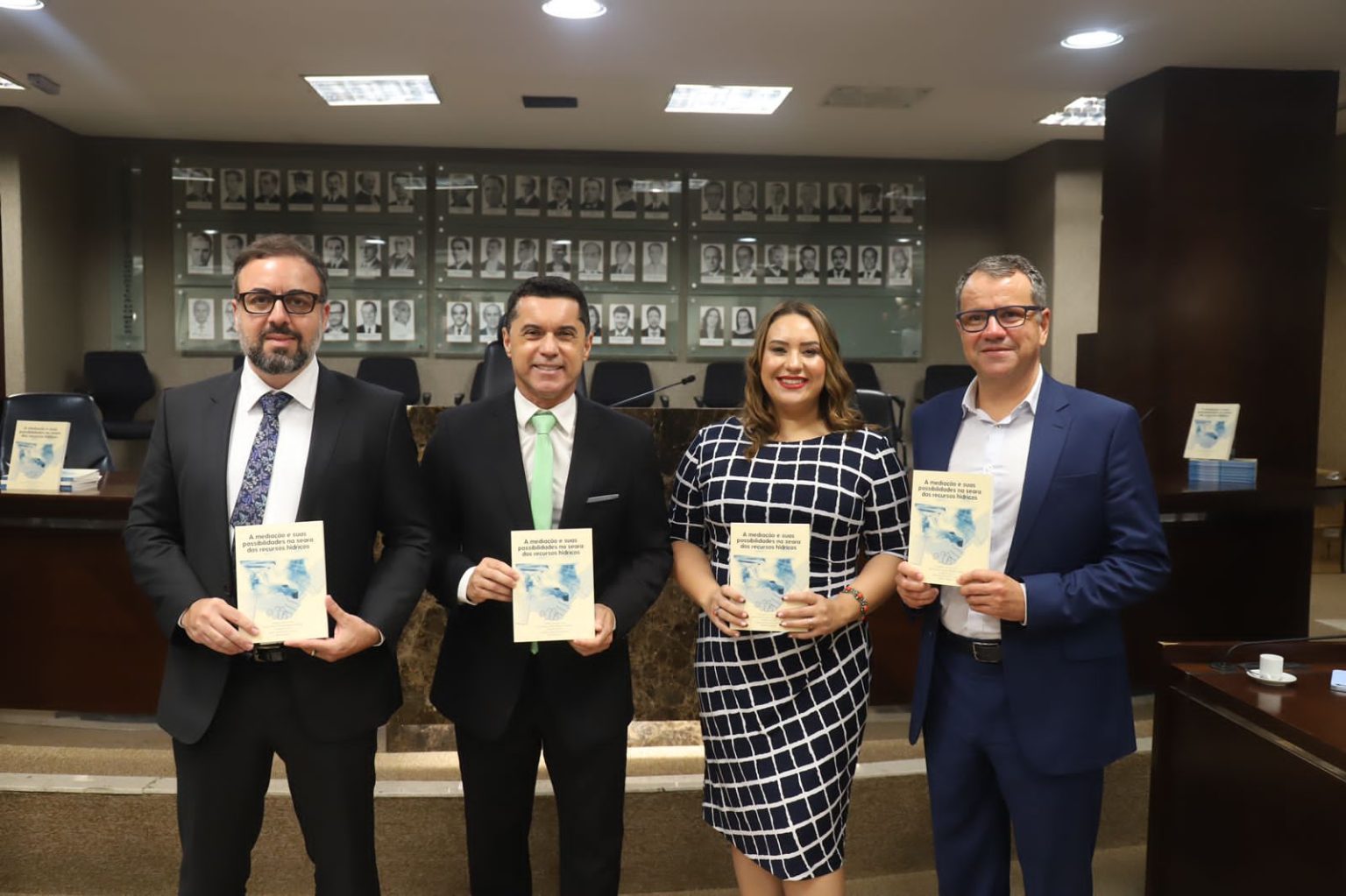 FDV em lançamento de livro sobre mediação e recursos hídricos - FDV ...